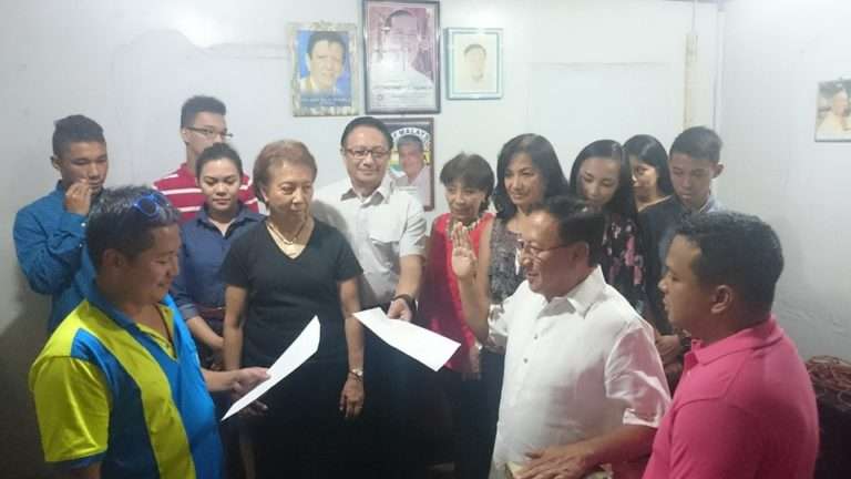 Bukidnon 2nd District Rep. Flores takes oath before barangay captain ...