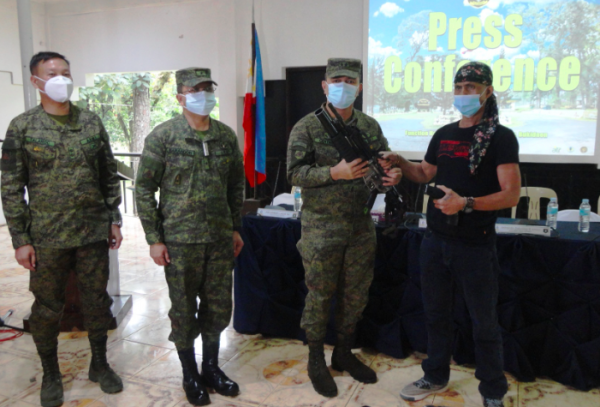 2 NPA leaders, 5 others surrender in Bukidnon - Bukidnon Online